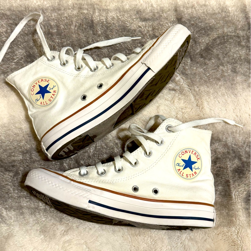 High Top White Converse - Gem